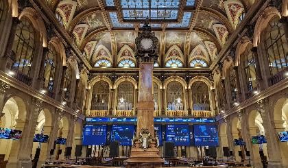 El Ibex 35 se aleja de los 15.200. ACS, Rovi y Unicaja lideran las ...