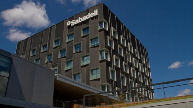 Banco Sabadell post-OPA: potencial de más del 20% y lluvia de ...